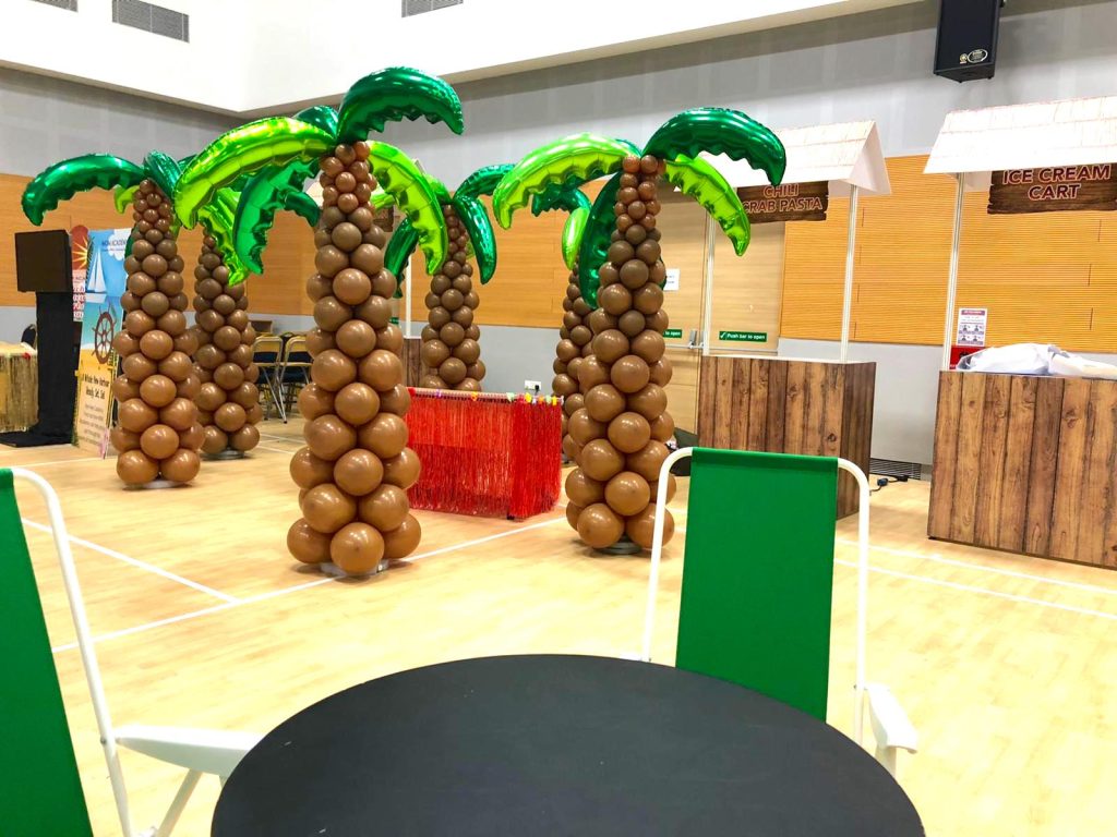 Palm Trees (Balloon Sculpture) - Balloon Shop