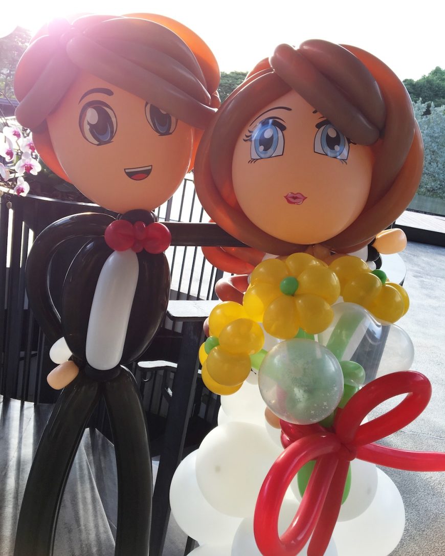 Bride & Groom Display (Balloon Sculpture) - Balloon Shop