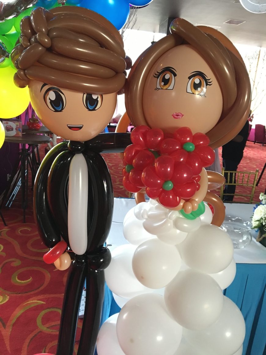 Bride & Groom Display (Balloon Sculpture) - Balloon Shop