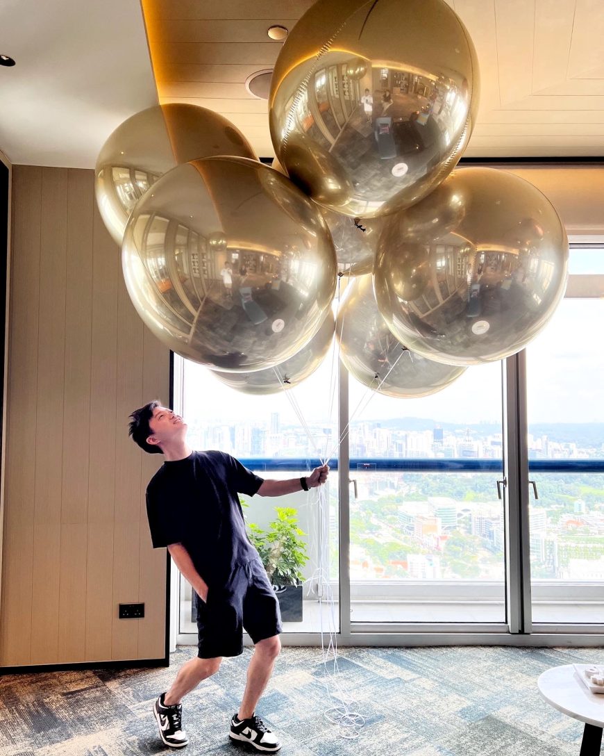 Orbs Helium Balloon Decoration - Balloon Shop