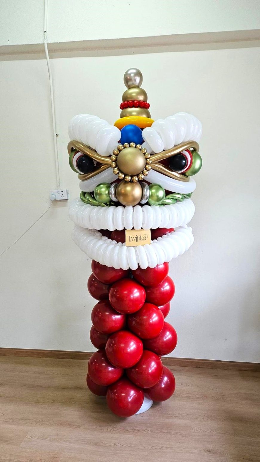 Large Chinese Lion Head Balloon Sculpture - Balloon Shop